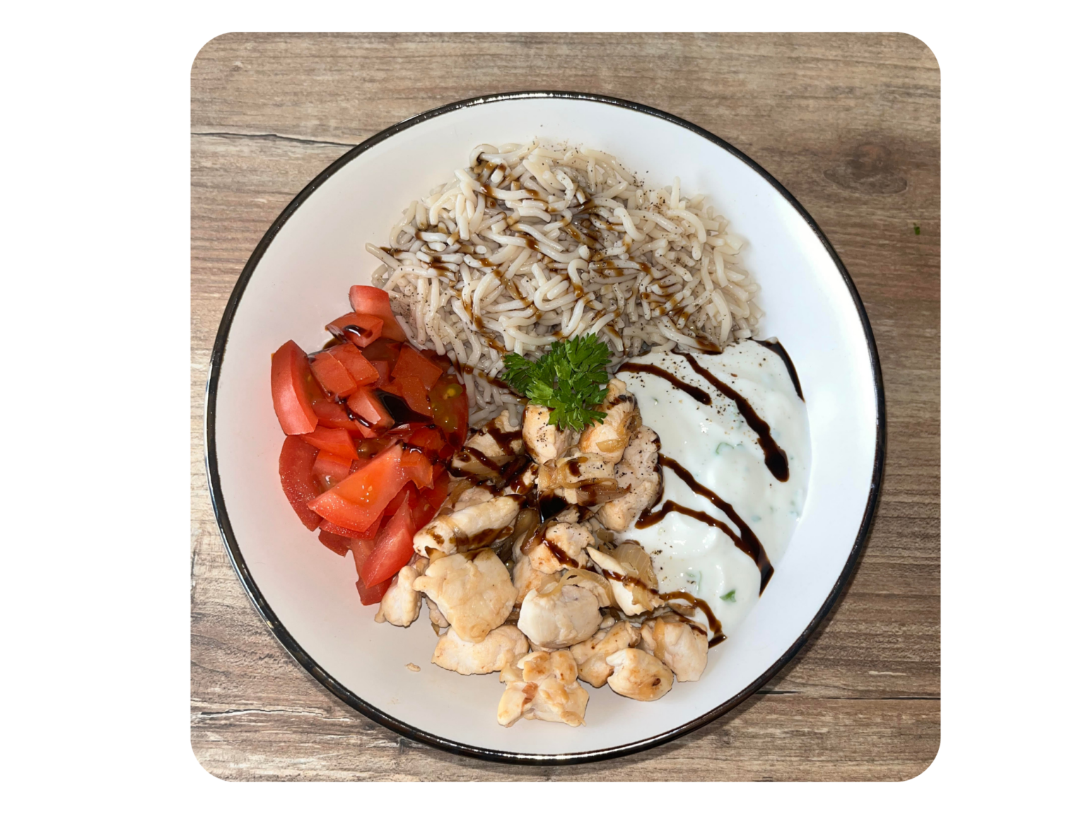 Poke bowl de pollo con queso fresco | Dukan New Boutique